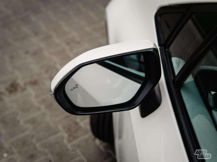 Balts Toyota Corolla 2019 Marijampole, ar dzinēja tilpumu 1.80 L un nobraukumu 64 tūkst. km par 18950 €, foto 10 vietnē AUTOMOTO.COM.LV