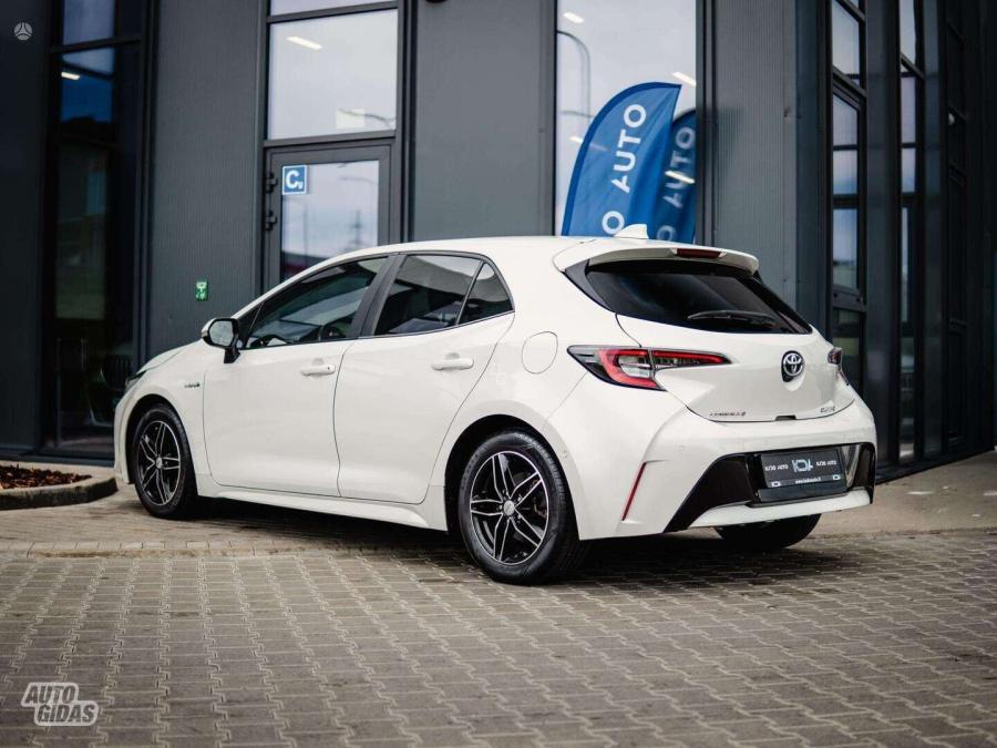 Balts Toyota Corolla 2019 Marijampole, ar dzinēja tilpumu 1.80 L un nobraukumu 64 tūkst. km par 18950 €, foto 11 vietnē AUTOMOTO.COM.LV