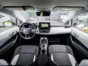 Balts Toyota Corolla 2019 Marijampole, ar dzinēja tilpumu 1.80 L un nobraukumu 64 tūkst. km par 18950 €, foto 18 vietnē AUTOMOTO.COM.LV