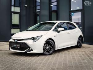 Balts Toyota Corolla 2019 Kauņa, ar dzinēja tilpumu 1.80 L un nobraukumu 64 tūkst. km par 17950 €, foto 3 vietnē AUTOMOTO.COM.LV