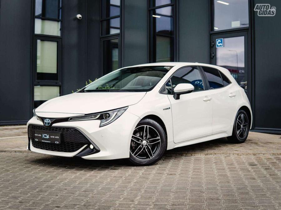 Balts Toyota Corolla 2019 Kauņa, ar dzinēja tilpumu 1.80 L un nobraukumu 64 tūkst. km par 17950 €, foto 3 vietnē AUTOMOTO.COM.LV
