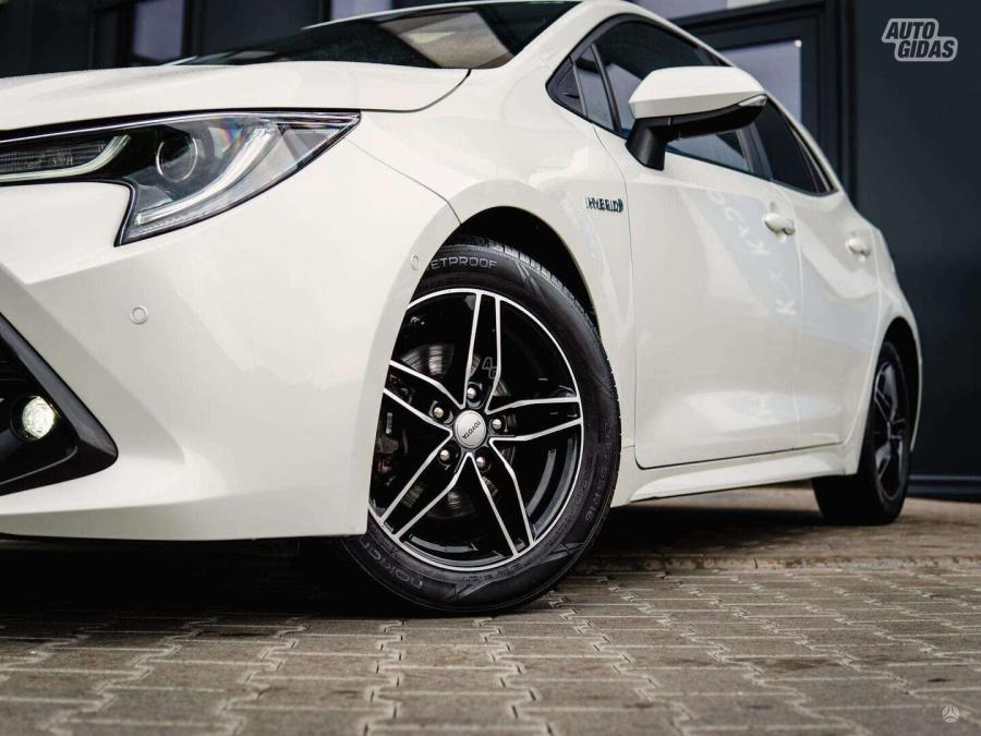 Balts Toyota Corolla 2019 Kauņa, ar dzinēja tilpumu 1.80 L un nobraukumu 64 tūkst. km par 17950 €, foto 8 vietnē AUTOMOTO.COM.LV