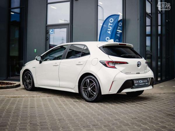 Balts Toyota Corolla 2019 Kauņa, ar dzinēja tilpumu 1.80 L un nobraukumu 64 tūkst. km par 17950 €, foto 10 vietnē AUTOMOTO.COM.LV