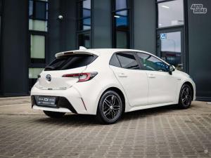 Balts Toyota Corolla 2019 Kauņa, ar dzinēja tilpumu 1.80 L un nobraukumu 64 tūkst. km par 17950 €, foto 12 vietnē AUTOMOTO.COM.LV