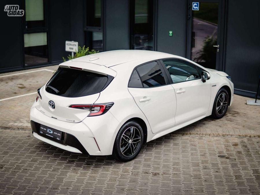 Balts Toyota Corolla 2019 Kauņa, ar dzinēja tilpumu 1.80 L un nobraukumu 64 tūkst. km par 17950 €, foto 15 vietnē AUTOMOTO.COM.LV