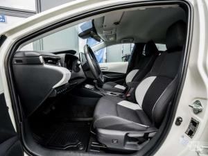 Balts Toyota Corolla 2019 Kauņa, ar dzinēja tilpumu 1.80 L un nobraukumu 64 tūkst. km par 17950 €, foto 27 vietnē AUTOMOTO.COM.LV