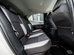 Balts Toyota Corolla 2019 Kauņa, ar dzinēja tilpumu 1.80 L un nobraukumu 64 tūkst. km par 17950 €, foto 36 vietnē AUTOMOTO.COM.LV