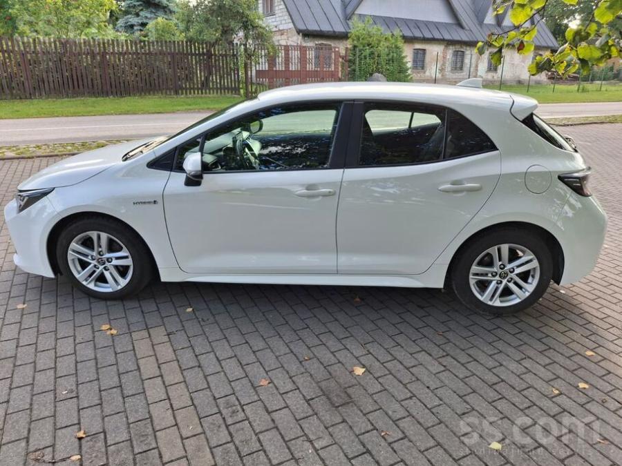 Balts Toyota Corolla 2019 Rīga, ar dzinēja tilpumu 1.80 L un nobraukumu 137 tūkst. km par 14500 €, foto 4 vietnē AUTOMOTO.COM.LV