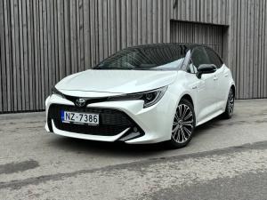 Balts Toyota Corolla 2020 Rīga, ar dzinēja tilpumu 2.00 L un nobraukumu 90 tūkst. km par 18500 €, foto  vietnē AUTOMOTO.COM.LV