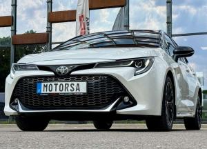 White Toyota Corolla 2020 in Kaunas, with an engine capacity of 1.80 L and mileage of 117 thousand km for 17890 €, photo  on AUTOMOTO.COM.LV