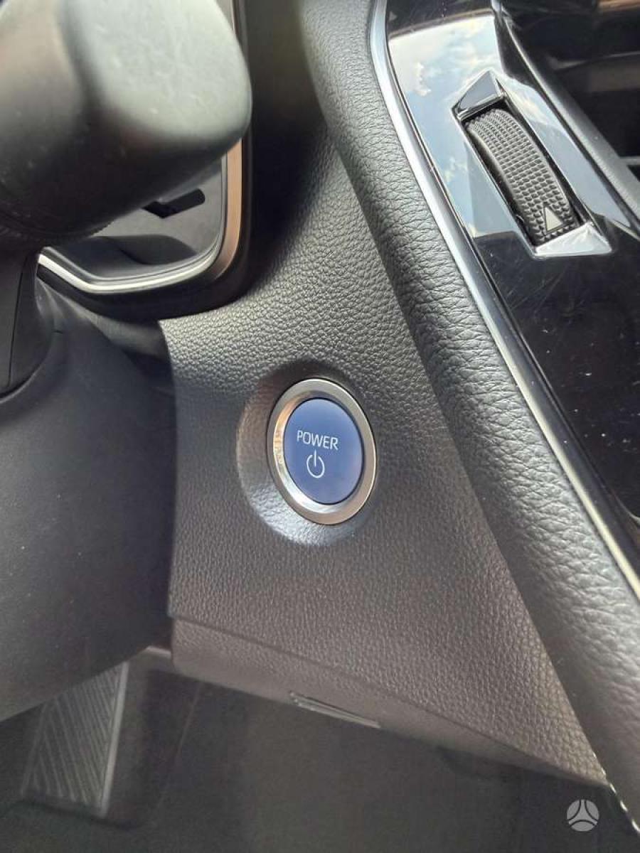 Balts Toyota Corolla 2020 Kauņa, ar dzinēja tilpumu 1.80 L un nobraukumu 117 tūkst. km par 17890 €, foto 17 vietnē AUTOMOTO.COM.LV