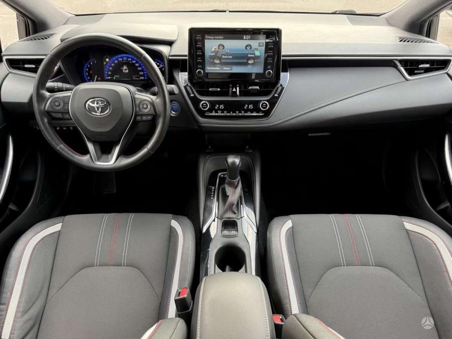 Balts Toyota Corolla 2020 Kauņa, ar dzinēja tilpumu 1.80 L un nobraukumu 117 tūkst. km par 17890 €, foto 18 vietnē AUTOMOTO.COM.LV
