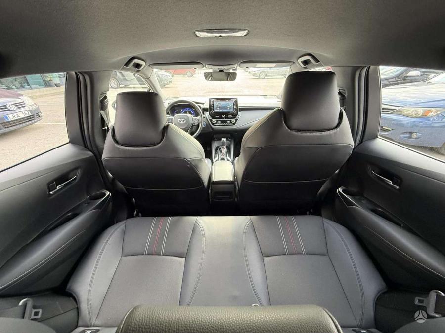 Balts Toyota Corolla 2020 Kauņa, ar dzinēja tilpumu 1.80 L un nobraukumu 117 tūkst. km par 17890 €, foto 28 vietnē AUTOMOTO.COM.LV