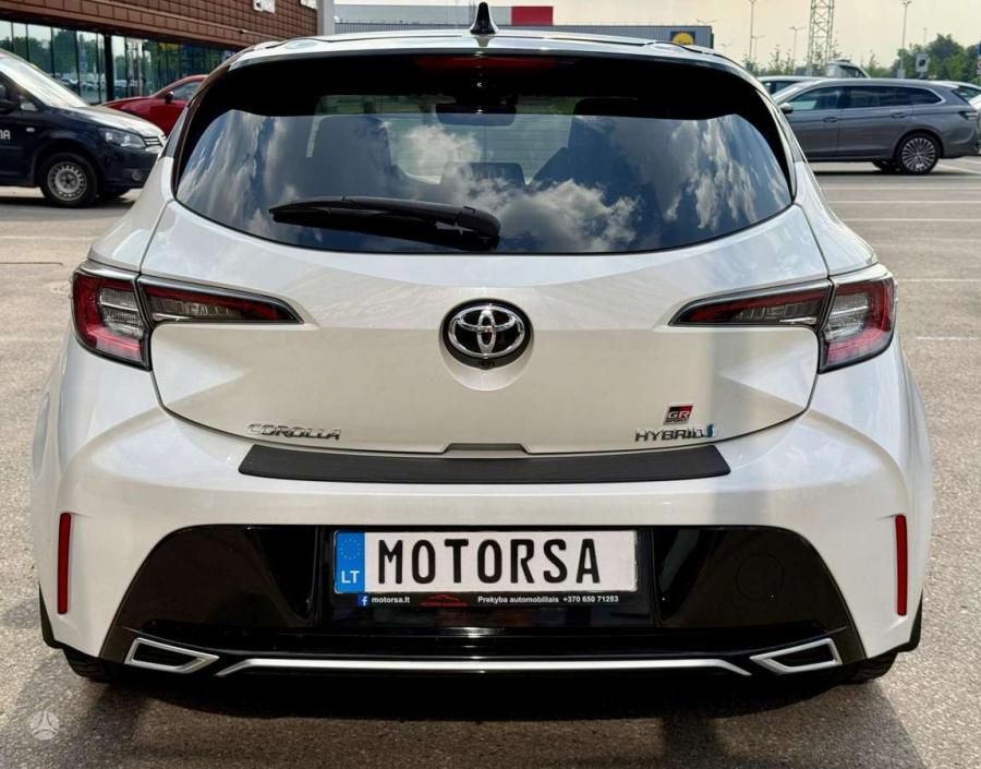 Balts Toyota Corolla 2020 Kauņa, ar dzinēja tilpumu 1.80 L un nobraukumu 117 tūkst. km par 17890 €, foto 31 vietnē AUTOMOTO.COM.LV