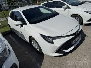 Balts Toyota Corolla 2020 Rīga, ar dzinēja tilpumu 1.20 L un nobraukumu 280 tūkst. km par 8500 €, foto  vietnē AUTOMOTO.COM.LV