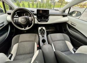 White Toyota Corolla 2020 in Klaipeda, with an engine capacity of 1.20 L and mileage of 250 thousand km for 9100 €, photo 12 on AUTOMOTO.COM.LV