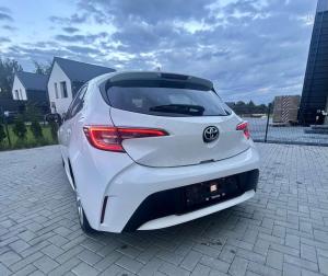 White Toyota Corolla 2020 in Klaipeda, with an engine capacity of 1.20 L and mileage of 250 thousand km for 9100 €, photo 20 on AUTOMOTO.COM.LV