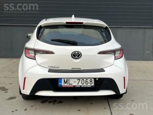 Balts Toyota Corolla 2020 Rīga, ar dzinēja tilpumu 1.20 L un nobraukumu 234 tūkst. km par 8500 €, foto 20 vietnē AUTOMOTO.COM.LV