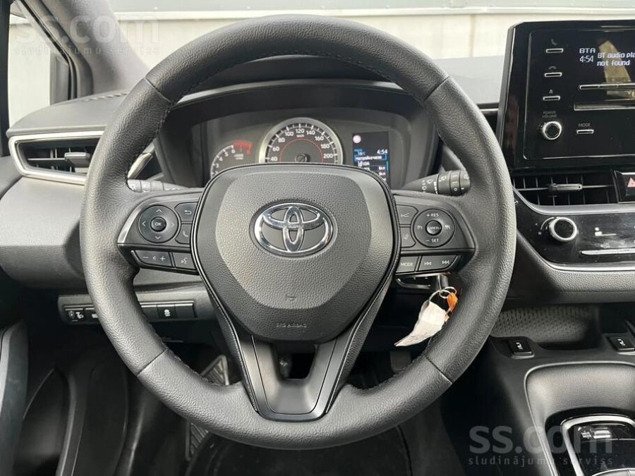 Balts Toyota Corolla 2020 Rīga, ar dzinēja tilpumu 1.20 L un nobraukumu 234 tūkst. km par 8500 €, foto 28 vietnē AUTOMOTO.COM.LV