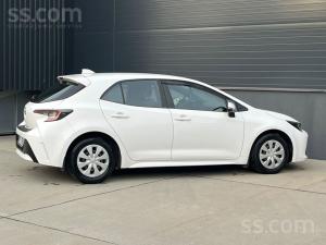 Balts Toyota Corolla 2020 Rīga, ar dzinēja tilpumu 1.20 L un nobraukumu 234 tūkst. km par 8500 €, foto 35 vietnē AUTOMOTO.COM.LV