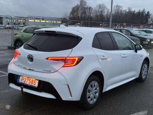 Balts Toyota Corolla 2021 Viļņa, ar dzinēja tilpumu 1.80 L un nobraukumu 179 tūkst. km par 13500 €, foto 5 vietnē AUTOMOTO.COM.LV