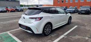 Balts Toyota Corolla 2021 Viļņa, ar dzinēja tilpumu 1.99 L un nobraukumu 69 tūkst. km par 18600 €, foto 5 vietnē AUTOMOTO.COM.LV