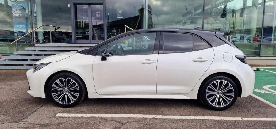 Balts Toyota Corolla 2021 Viļņa, ar dzinēja tilpumu 1.99 L un nobraukumu 69 tūkst. km par 18600 €, foto 7 vietnē AUTOMOTO.COM.LV