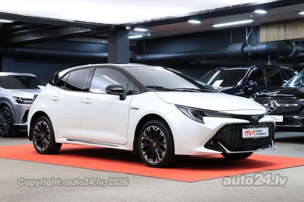 White Toyota Corolla 2021 in Tallinn, with an engine capacity of 1.80 L and mileage of 62 thousand km for 21995 €, photo 1 on AUTOMOTO.COM.LV