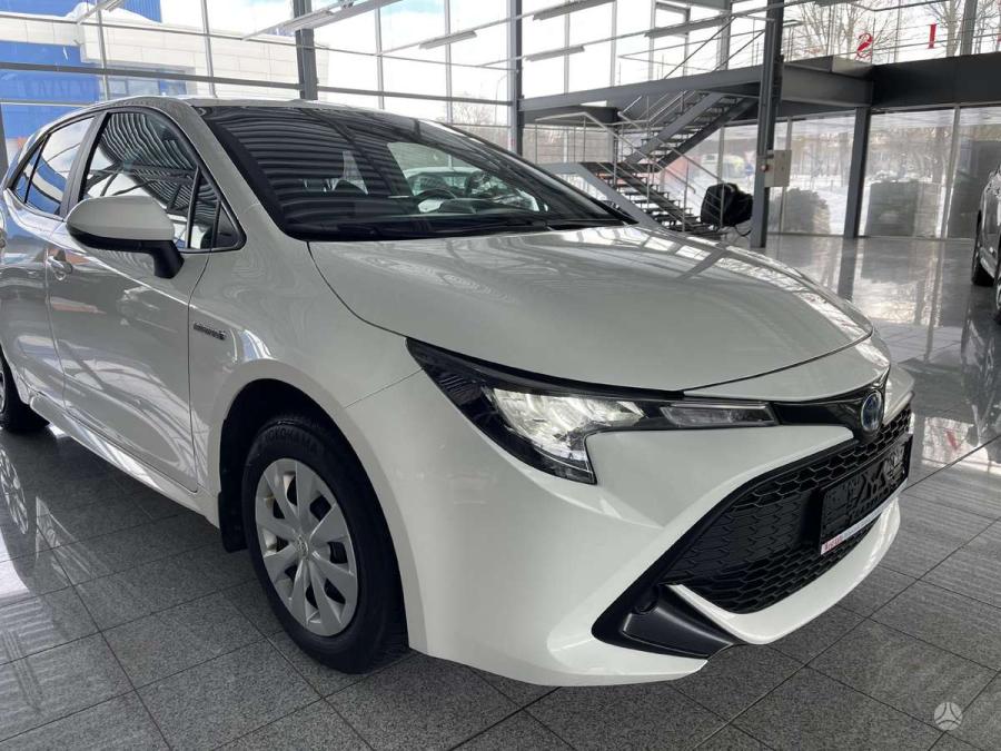 Balts Toyota Corolla 2021 Klaipėda, ar dzinēja tilpumu 1.80 L un nobraukumu 156 tūkst. km par 13456 €, foto 1 vietnē AUTOMOTO.COM.LV