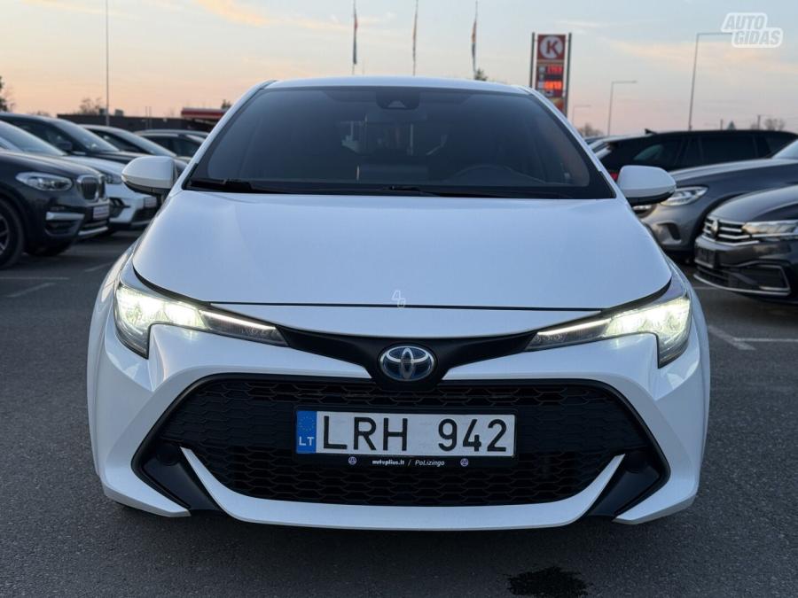 Balts Toyota Corolla 2021 Viļņa, ar dzinēja tilpumu 1.80 L un nobraukumu 201 tūkst. km par 13100 €, foto 5 vietnē AUTOMOTO.COM.LV