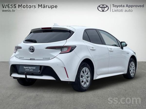 Balts Toyota Corolla 2021 Rīga, ar dzinēja tilpumu 1.80 L un nobraukumu 115 tūkst. km par 15990 €, foto 2 vietnē AUTOMOTO.COM.LV