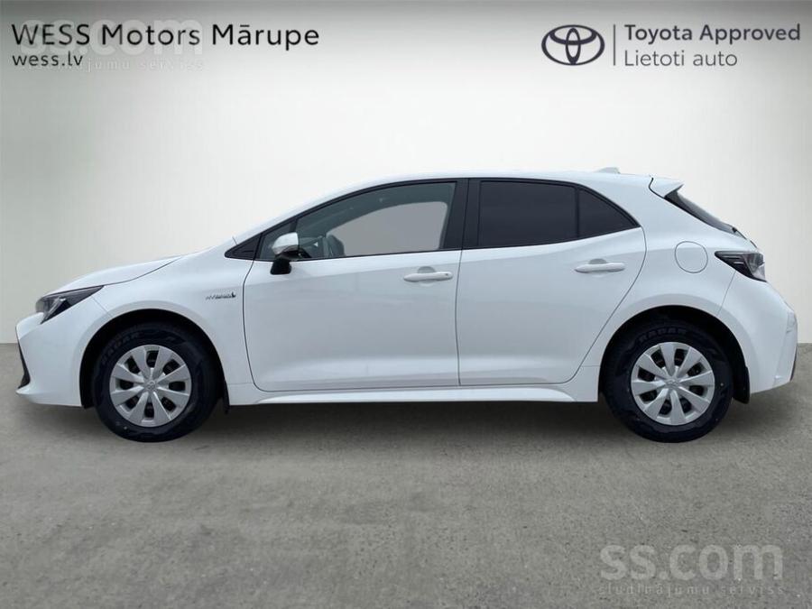 Balts Toyota Corolla 2021 Rīga, ar dzinēja tilpumu 1.80 L un nobraukumu 115 tūkst. km par 15990 €, foto 4 vietnē AUTOMOTO.COM.LV