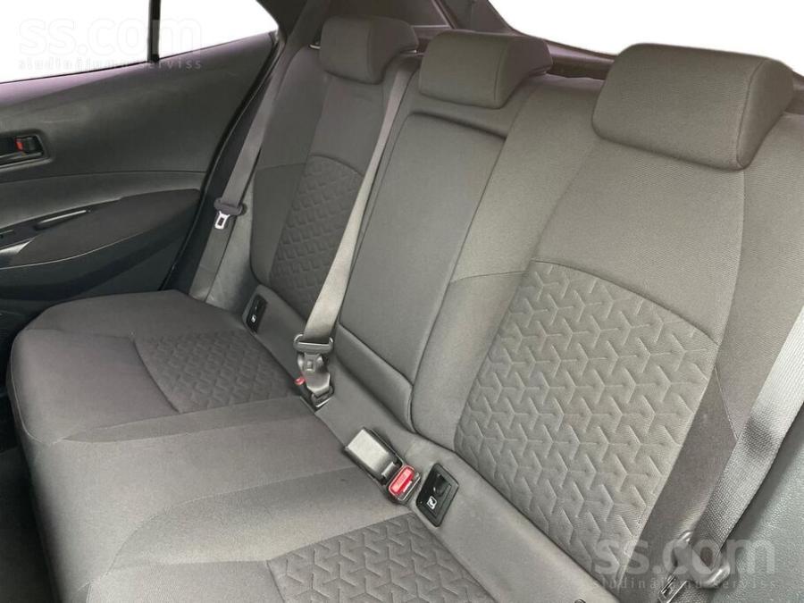 Balts Toyota Corolla 2021 Rīga, ar dzinēja tilpumu 1.80 L un nobraukumu 115 tūkst. km par 15990 €, foto 20 vietnē AUTOMOTO.COM.LV