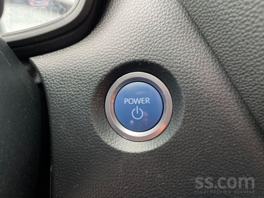 Balts Toyota Corolla 2021 Rīga, ar dzinēja tilpumu 1.80 L un nobraukumu 115 tūkst. km par 15990 €, foto 29 vietnē AUTOMOTO.COM.LV