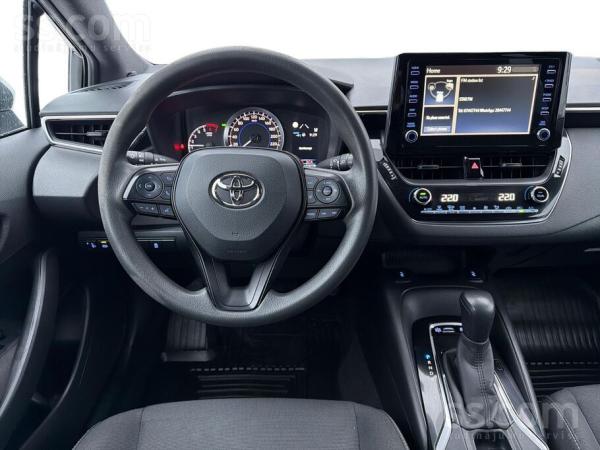 White Toyota Corolla 2021 in Riga, with an engine capacity of 1.80 L and mileage of 217 thousand km for 13990 €, photo 9 on AUTOMOTO.COM.LV