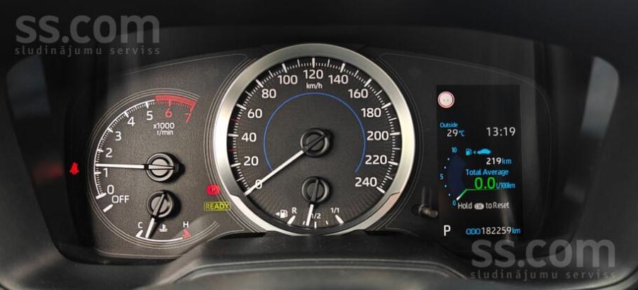 Balts Toyota Corolla 2021 Rīga, ar dzinēja tilpumu 1.80 L un nobraukumu 182 tūkst. km par 14590 €, foto 13 vietnē AUTOMOTO.COM.LV