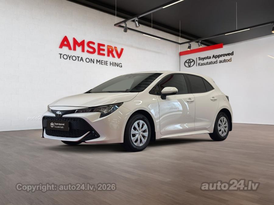 White Toyota Corolla 2021 in Tartu, with an engine capacity of 1.20 L and mileage of 90 thousand km for 13990 €, photo 1 on AUTOMOTO.COM.LV