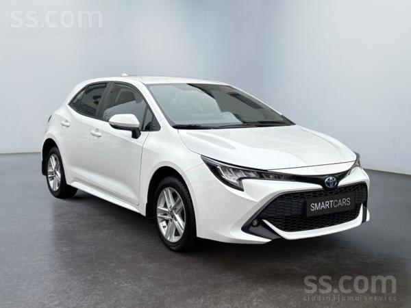White Toyota Corolla 2022 in Riga, with an engine capacity of 1.80 L and mileage of 68 thousand km for 16940 €, photo 7 on AUTOMOTO.COM.LV