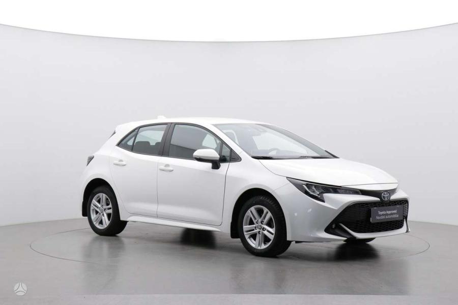 White Toyota Corolla 2022 in Vilnius, with an engine capacity of 1.80 L and mileage of 115 thousand km for 17900 €, photo 19 on AUTOMOTO.COM.LV