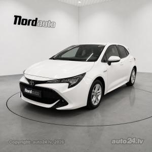 White Toyota Corolla 2022 in Tallinn, with an engine capacity of 1.80 L and mileage of 70 thousand km for 17900 €, photo  on AUTOMOTO.COM.LV