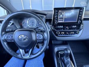White Toyota Corolla 2022 in Vilnius, with an engine capacity of 1.80 L and mileage of 198 thousand km for 14350 €, photo 12 on AUTOMOTO.COM.LV
