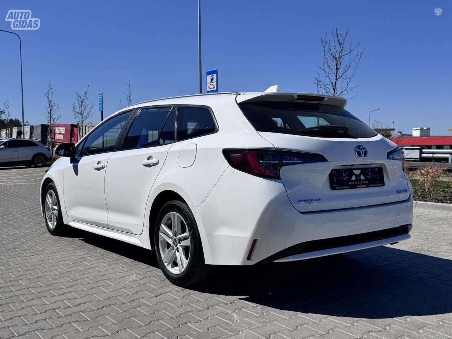 Balts Toyota Corolla 2022 Viļņa, ar dzinēja tilpumu 1.80 L un nobraukumu 198 tūkst. km par 13950 €, foto 8 vietnē AUTOMOTO.COM.LV