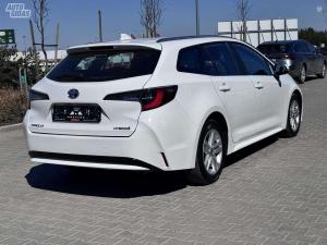 Balts Toyota Corolla 2022 Viļņa, ar dzinēja tilpumu 1.80 L un nobraukumu 198 tūkst. km par 13950 €, foto 3 vietnē AUTOMOTO.COM.LV