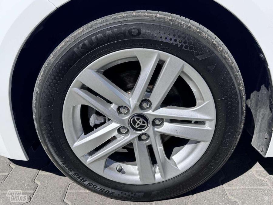 Balts Toyota Corolla 2022 Viļņa, ar dzinēja tilpumu 1.80 L un nobraukumu 198 tūkst. km par 13950 €, foto 10 vietnē AUTOMOTO.COM.LV