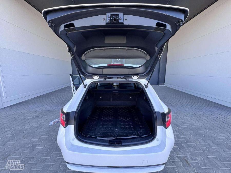 Balts Toyota Corolla 2022 Viļņa, ar dzinēja tilpumu 1.80 L un nobraukumu 198 tūkst. km par 13950 €, foto 26 vietnē AUTOMOTO.COM.LV