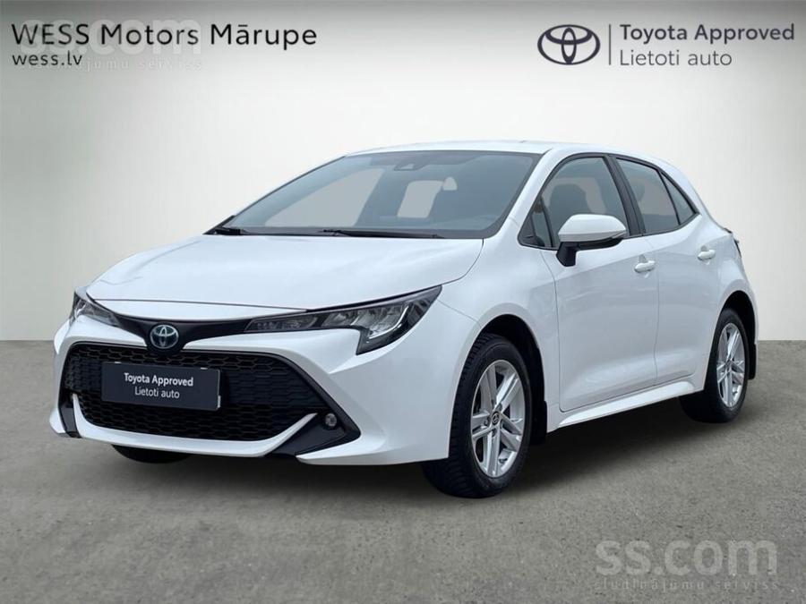 Balts Toyota Corolla 2022 Rīga, ar dzinēja tilpumu 1.80 L un nobraukumu 54 tūkst. km par 18590 €, foto 1 vietnē AUTOMOTO.COM.LV