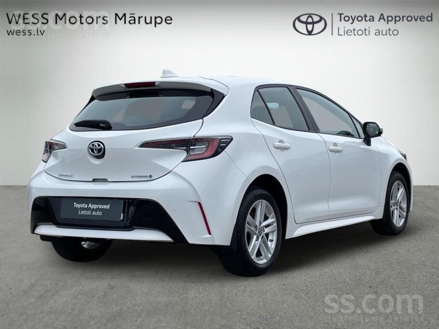 Balts Toyota Corolla 2022 Rīga, ar dzinēja tilpumu 1.80 L un nobraukumu 54 tūkst. km par 18590 €, foto 3 vietnē AUTOMOTO.COM.LV