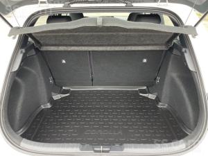 Balts Toyota Corolla 2022 Rīga, ar dzinēja tilpumu 1.80 L un nobraukumu 54 tūkst. km par 18590 €, foto 11 vietnē AUTOMOTO.COM.LV