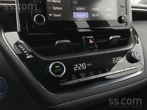 Balts Toyota Corolla 2022 Rīga, ar dzinēja tilpumu 1.80 L un nobraukumu 54 tūkst. km par 18590 €, foto 28 vietnē AUTOMOTO.COM.LV