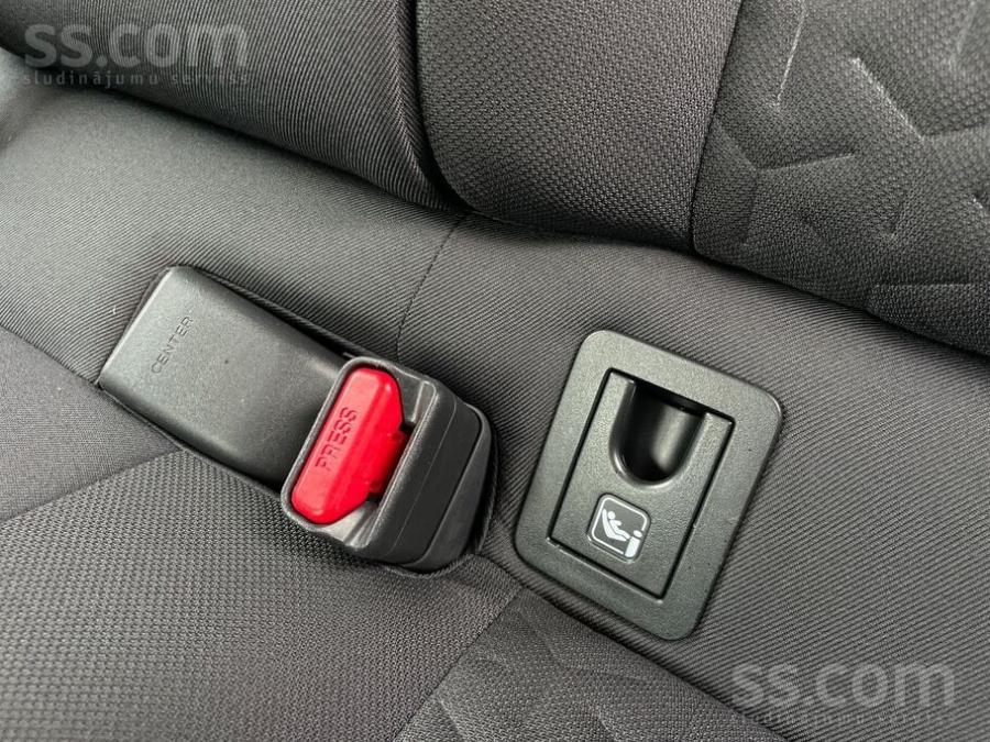 Balts Toyota Corolla 2022 Rīga, ar dzinēja tilpumu 1.80 L un nobraukumu 54 tūkst. km par 18590 €, foto 30 vietnē AUTOMOTO.COM.LV